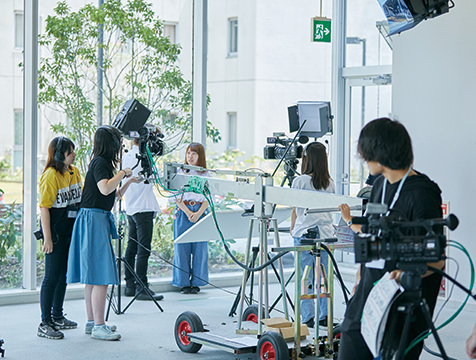 学校法人江戸川学園 江戸川大学 ｜ English